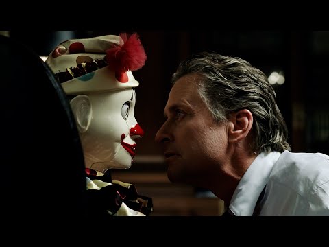 The Game (1997) / Nicholas finds a security camera in the clown's eye / Movie scene