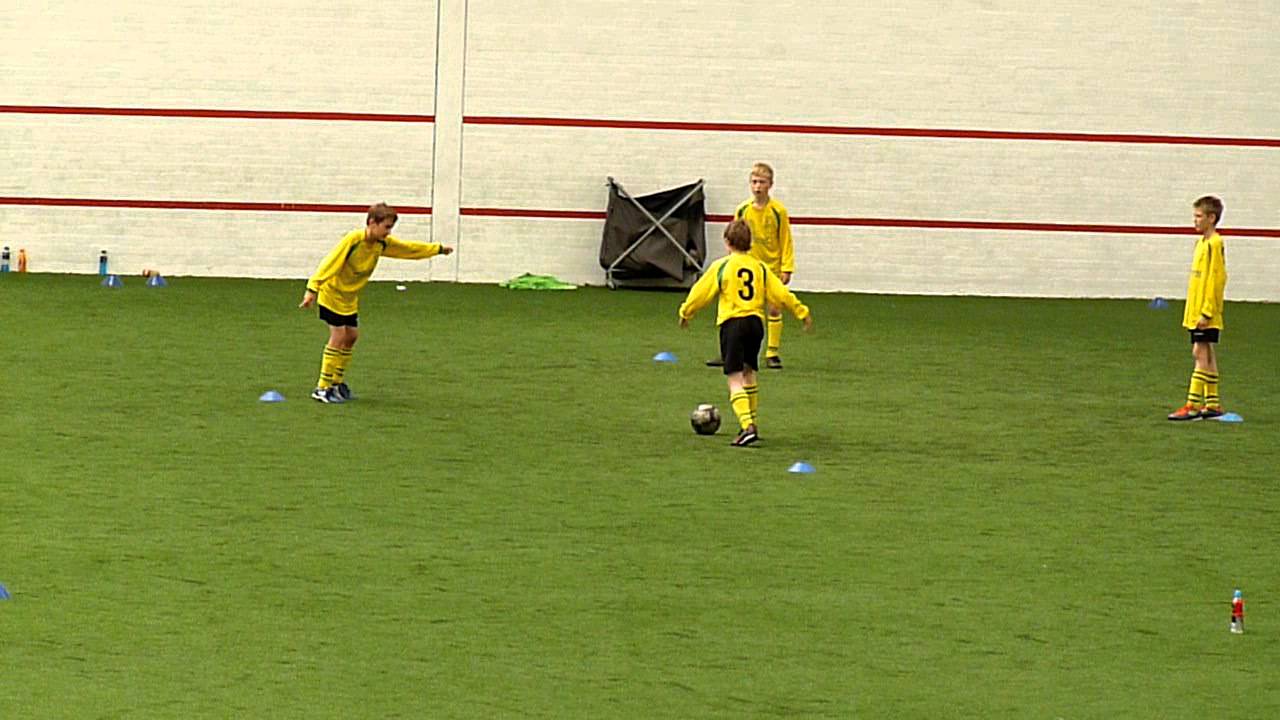 Chaddy Park FC at Manchester Uniteds Cliff Training Ground - YouTube