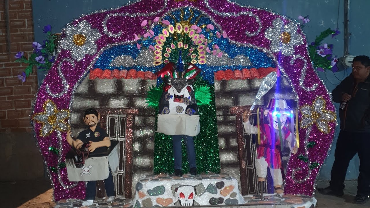 CARNAVAL CHARO 2023 TORO EL REY🤴LOS MINEROS 👷‍♂️ - YouTube