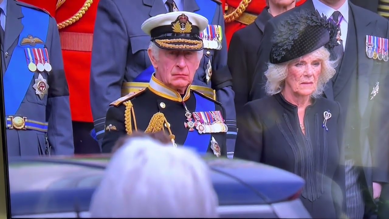 Farewell your majesty royal highness the Queen Elizabeth II. Thank you ...