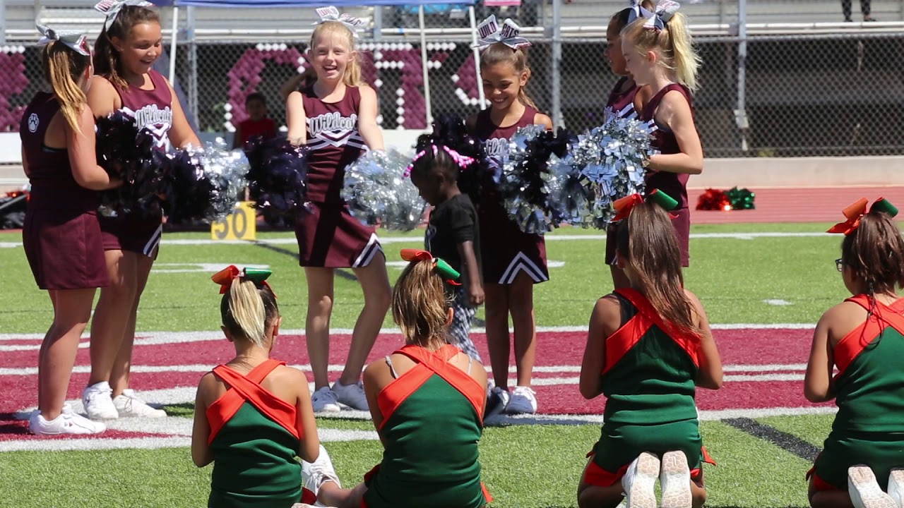 Menifee Wildcats Jr. Pee Wee Cheerleaders - September 23, 2017 - YouTube