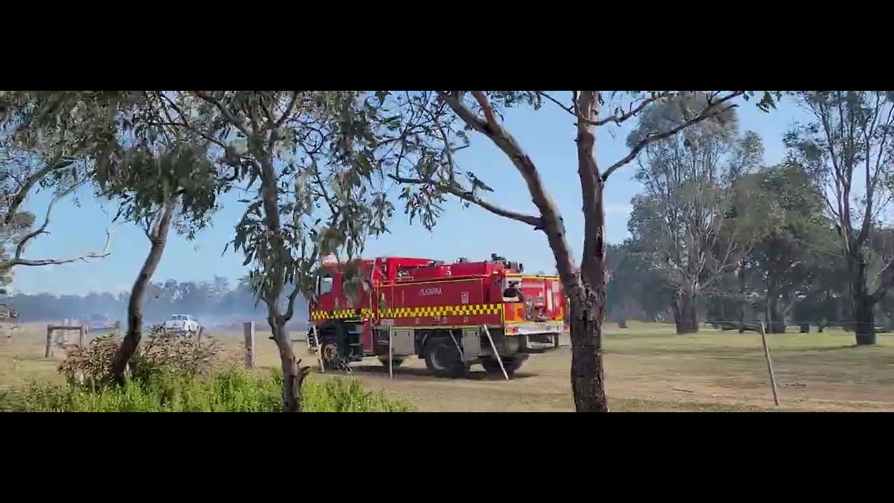 The Incredible Bulk - Werribee Golf Course Fire - 27/09/2023 - YouTube