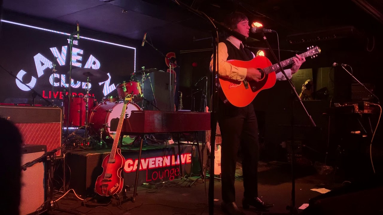 Clark Gilmour— Besame Mucho (Beatleweek 2019) - YouTube