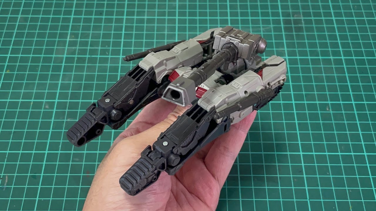 Transformers Studio Series 114 TF One Megatron (Cybertronian Tank mode ...