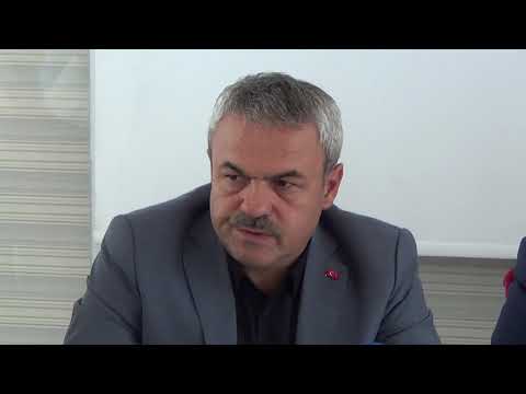 KARABUK YENI VEKILLER BASINLA BIRARAYA GELDI