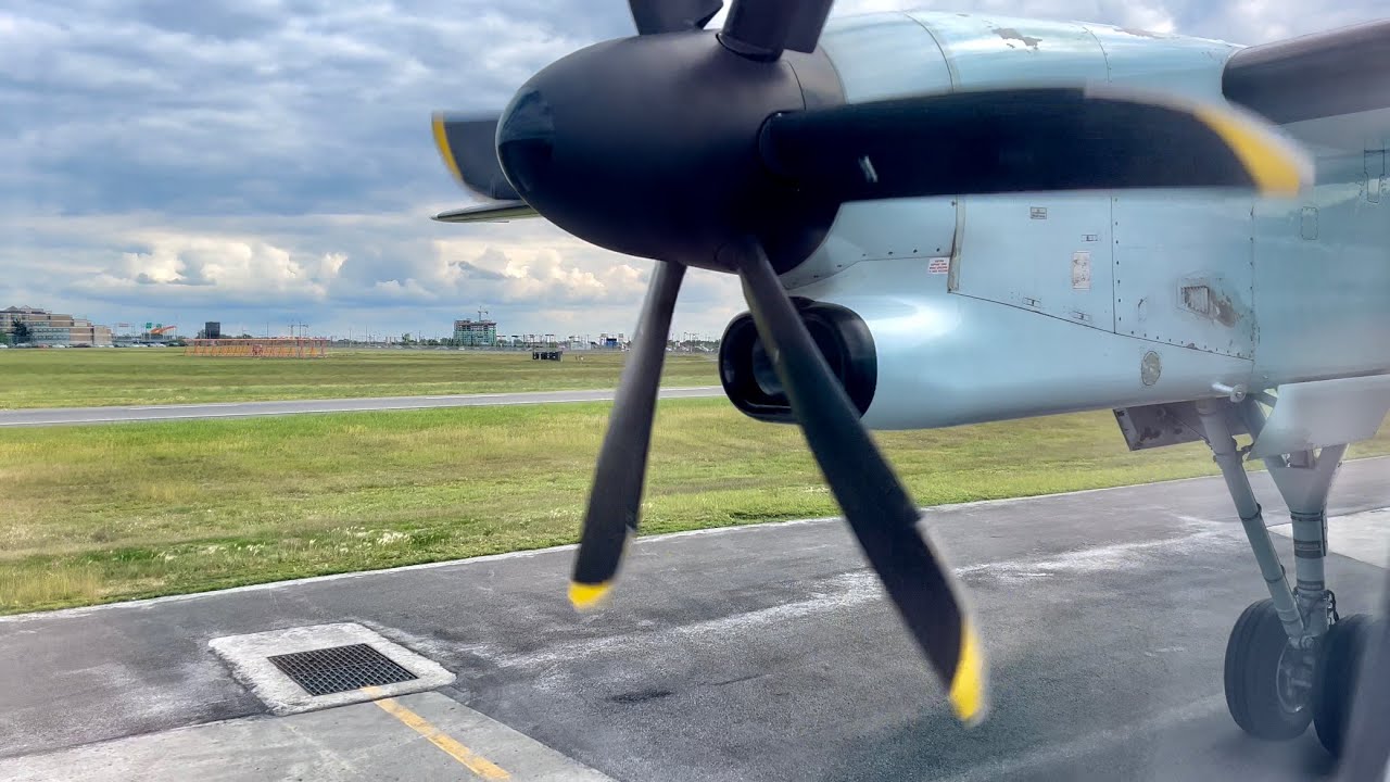 Air Canada Express Bombardier Q400 Propeller View Takeoff from Montréal ...