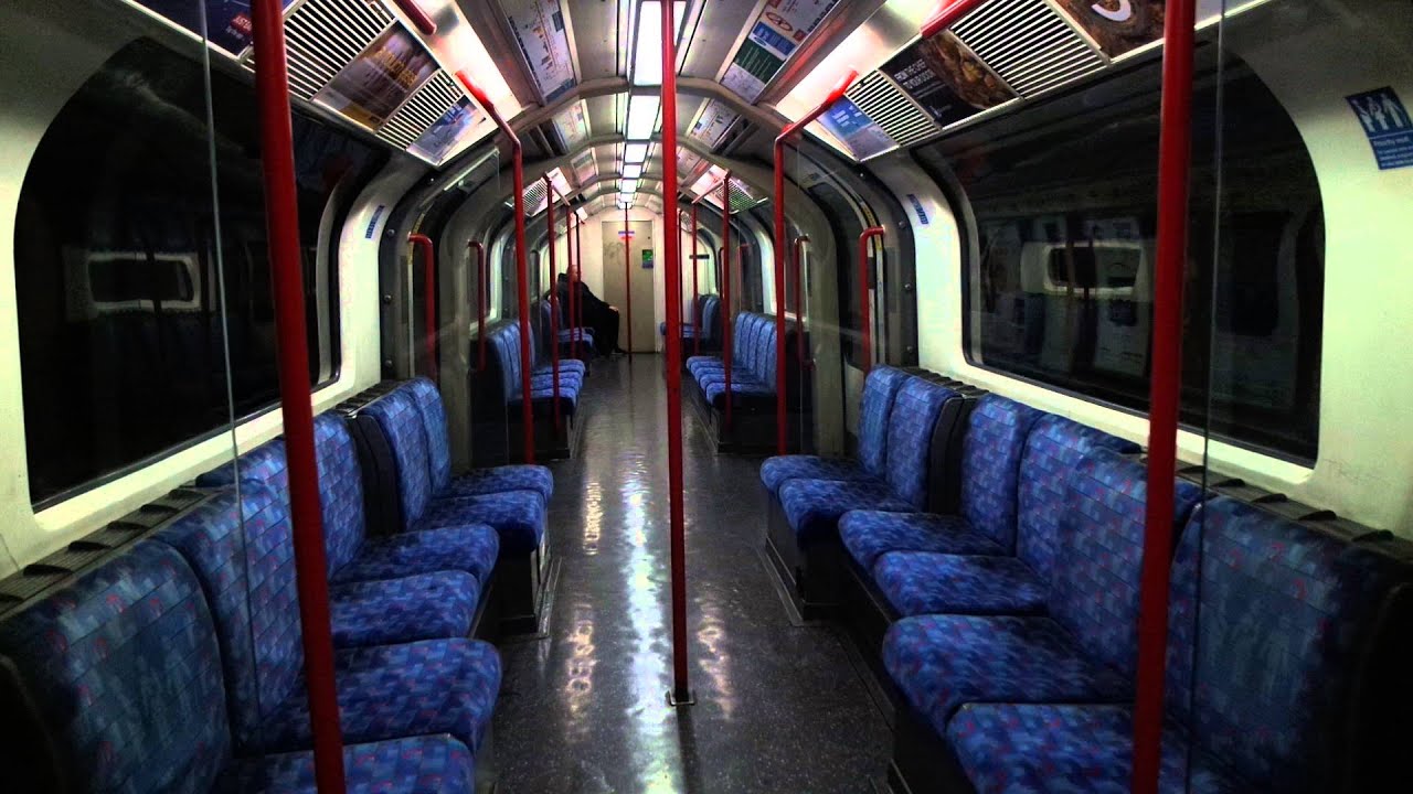 London Underground Central Line 1992 Stock - YouTube