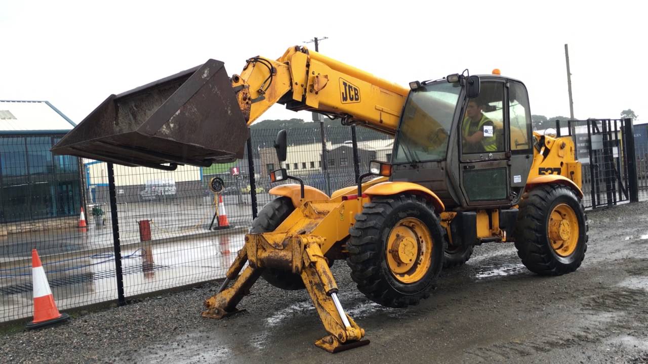 JCB 537-135 TURBO 13.5m TELESCOPIC FORKLIFT - YouTube