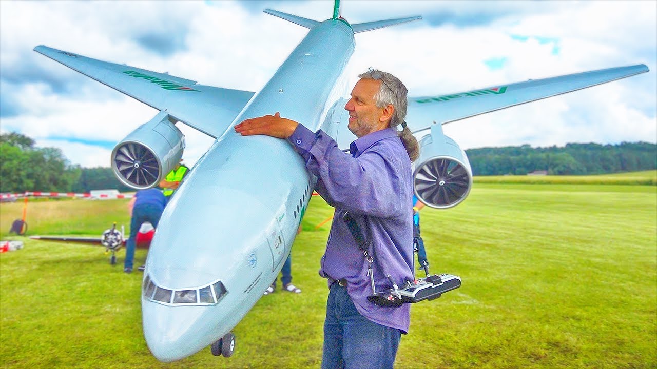 ULTRA LIGHTWEIGHT 4KG RC BOEING 777 ELECTRIC AIRLINER MODEL FLIGHT ...