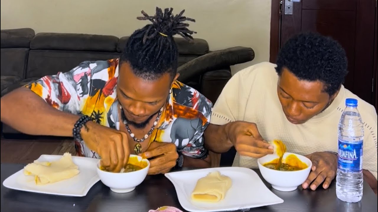 A very combative eating competition 💪 | Pls subscribe to my channel ...