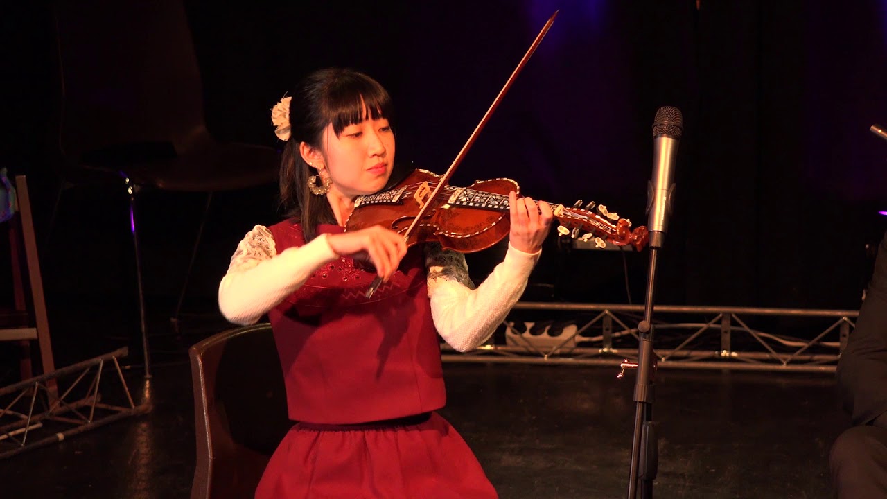 Emy Sakai - tune from Japan - YouTube