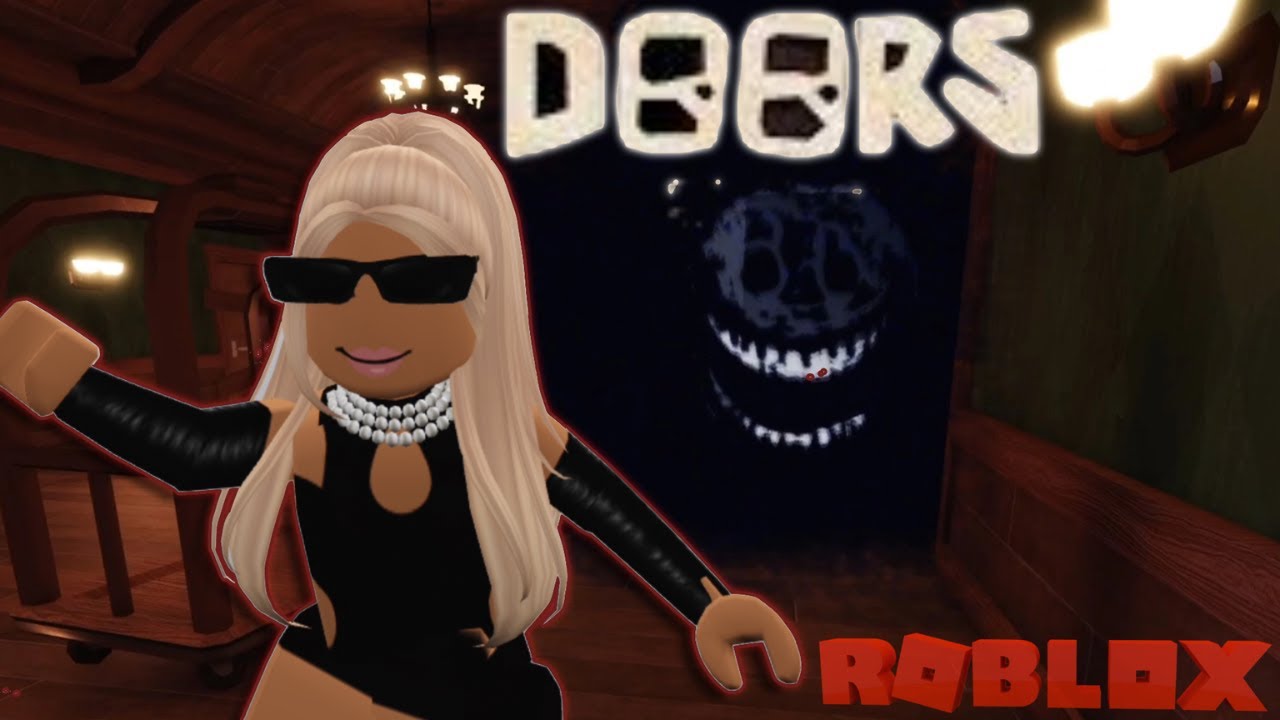 Playing doors on roblox (it was terrifying) - YouTube