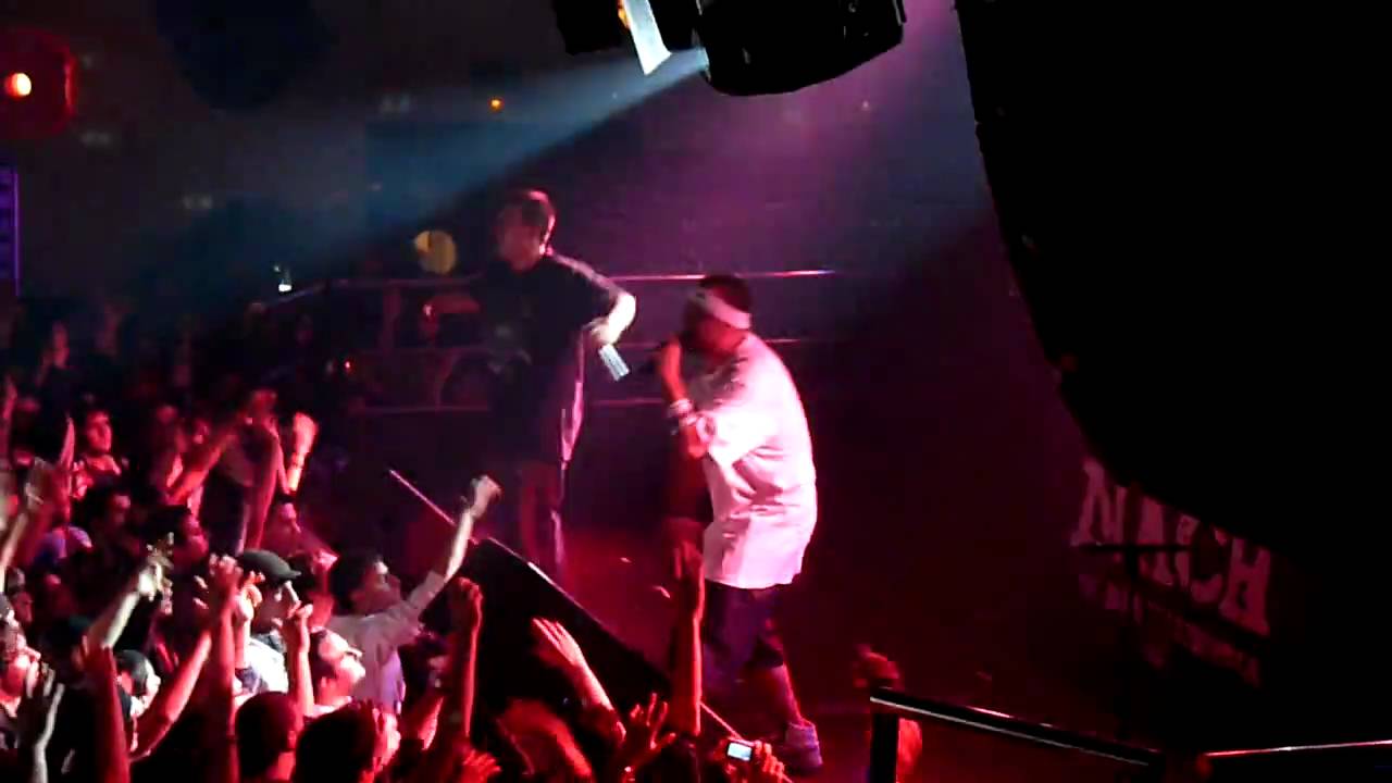 Nach Concierto Valencia Infama ( 05 - 12 - 09 ) Mirror - YouTube