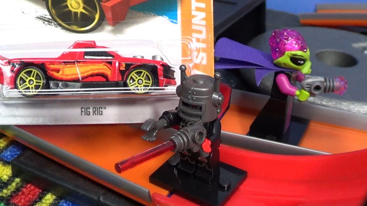 Fig Rig Hot Wheel For Your Lego Mini Figures! - YouTube