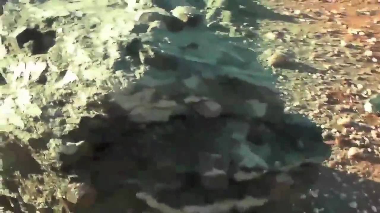 Mining for giant Garnets in New South Wales, Australia - YouTube