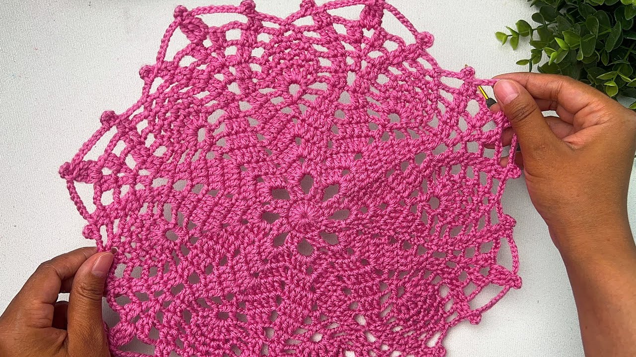 How to crochet tulip doily🌷🤩Super easy pattern for beginners - YouTube