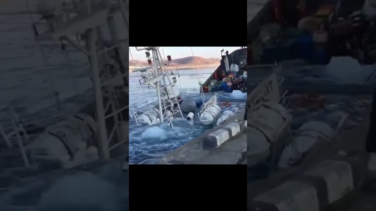 The moment of flooding Crab fishing vessel sank at the berth of the ...