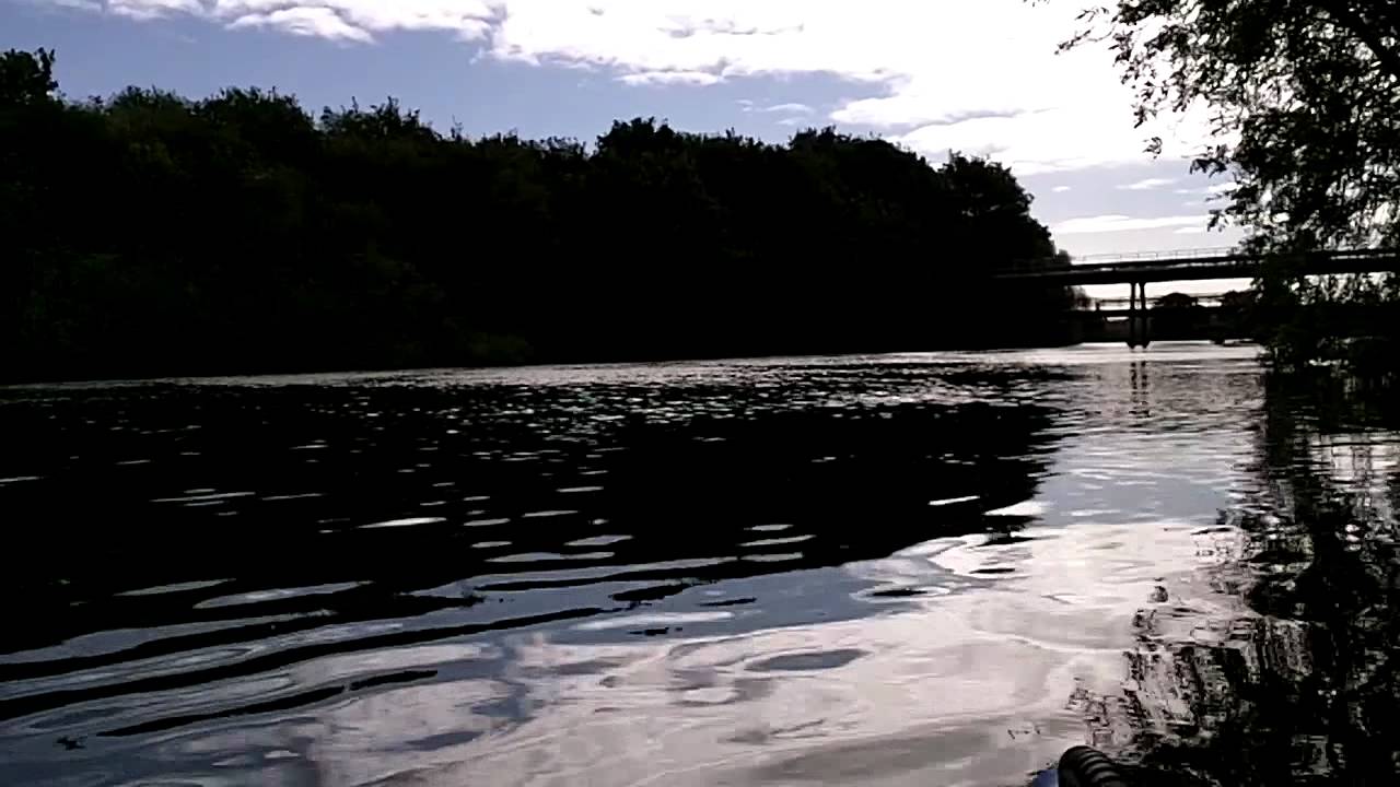Kayaking the Mersey at Warrington.mp4 - YouTube