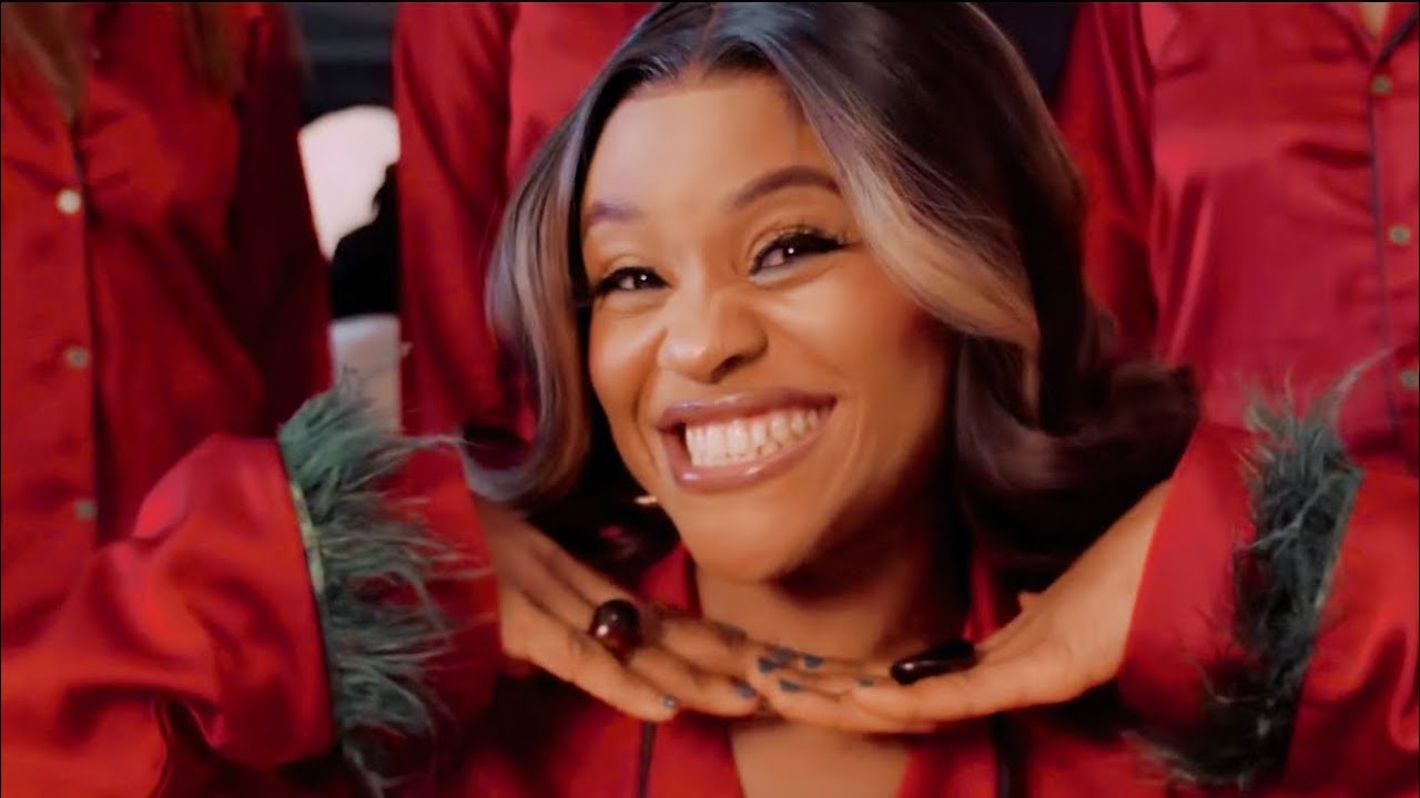 Christmas to your homes- Guess who? (Christmas Day Edition) - YouTube