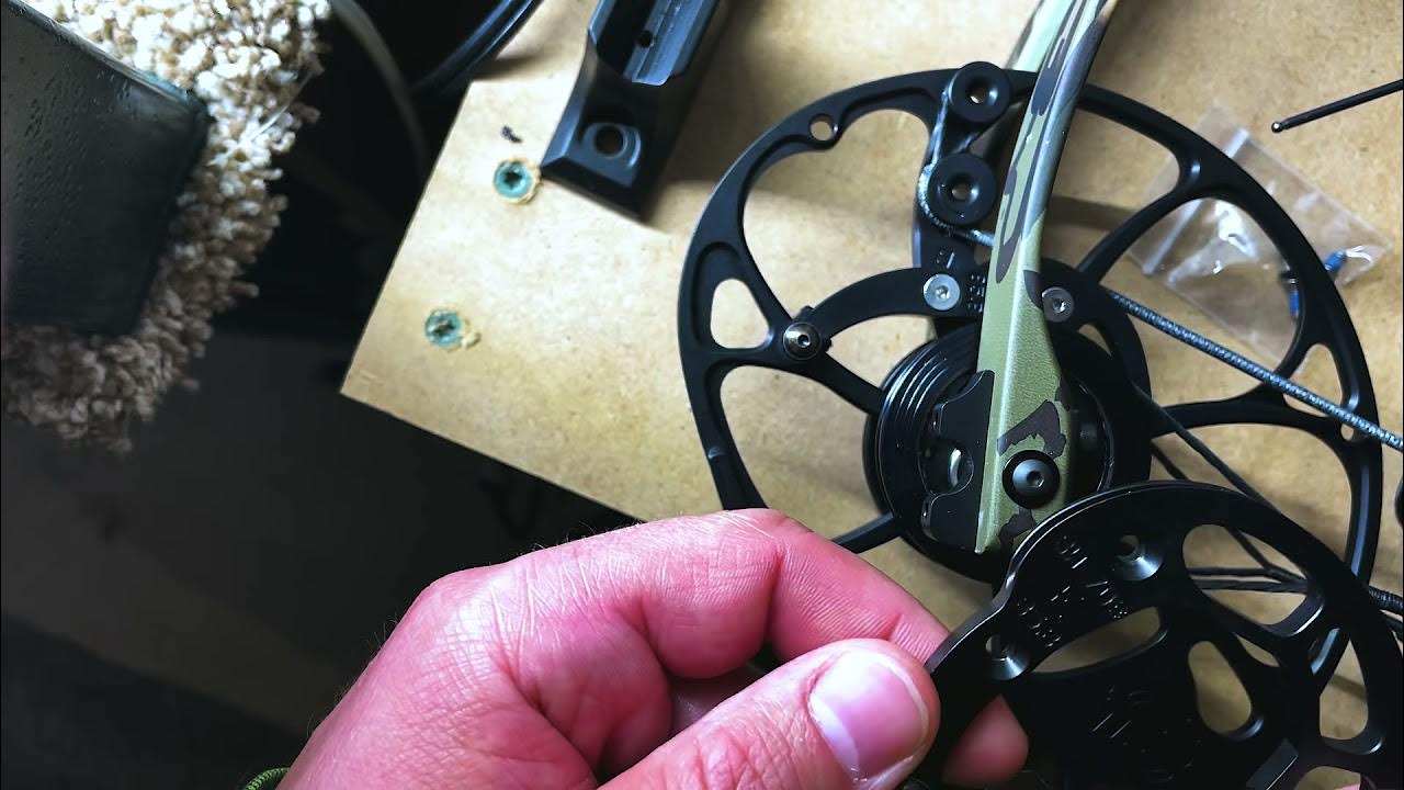 Changing Switch Weight Mods on a Matthews Archery V3 Bow - YouTube