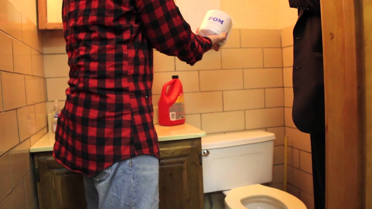 How to Fix a Clogged Toilet (The Correct Way) - YouTube
