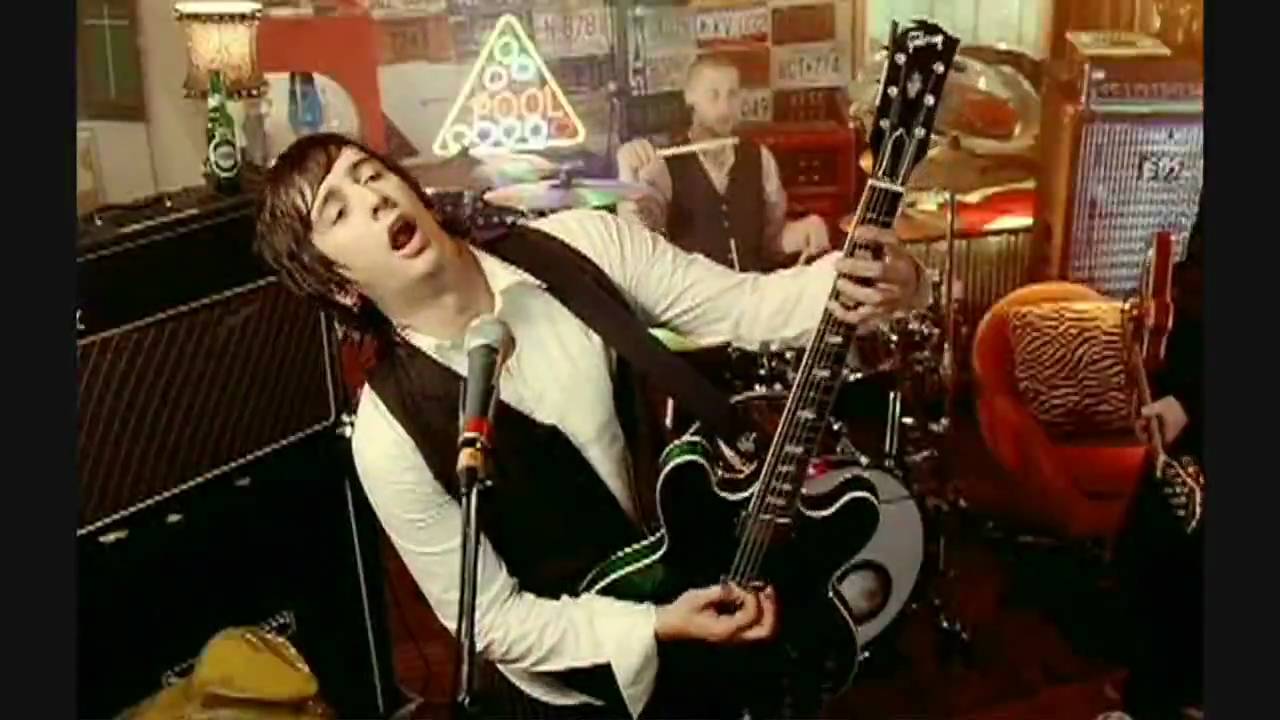 YouTube DJ Earworm United State of Pop 2009 Blame It on the Pop Mashup ...