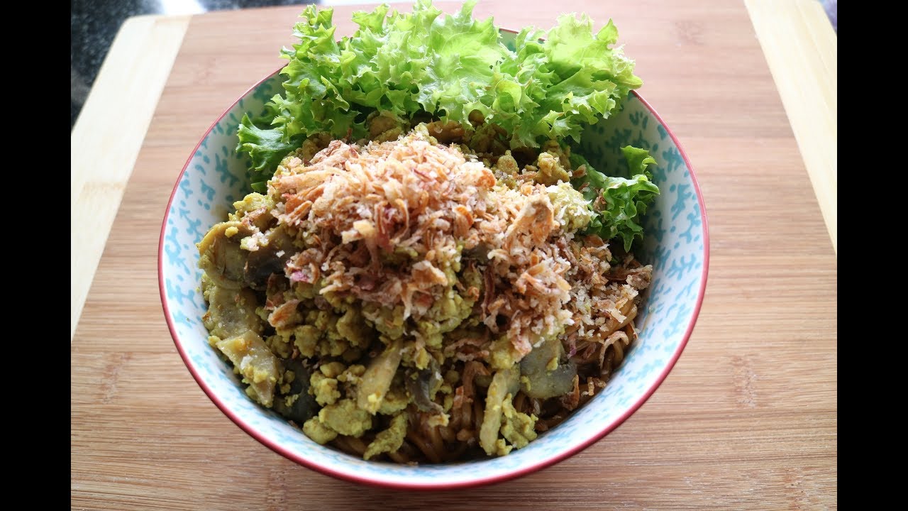 Mie Ayam Jamur (Indonesian Chicken & Mushroom Noodle) Grandma's Recipe ...