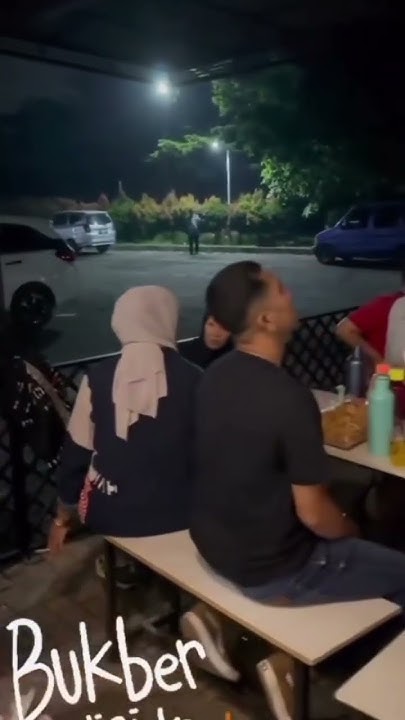 klo udh di bandung seperti biasa #arielnoah bukber sama geng jmn SMA 😀 - YouTube