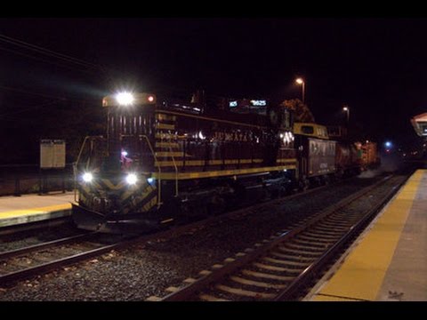 Juniata Terminal SW1500's on NJT RiverLINE Rail Spraying Trains - YouTube
