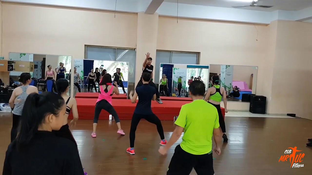 ZUMBA LOCO | Choreo by ZIN™ Mr.Tuc | Zumba® Fitness VietNam - YouTube