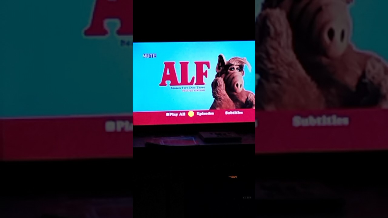 ALF THEME SONG - YouTube
