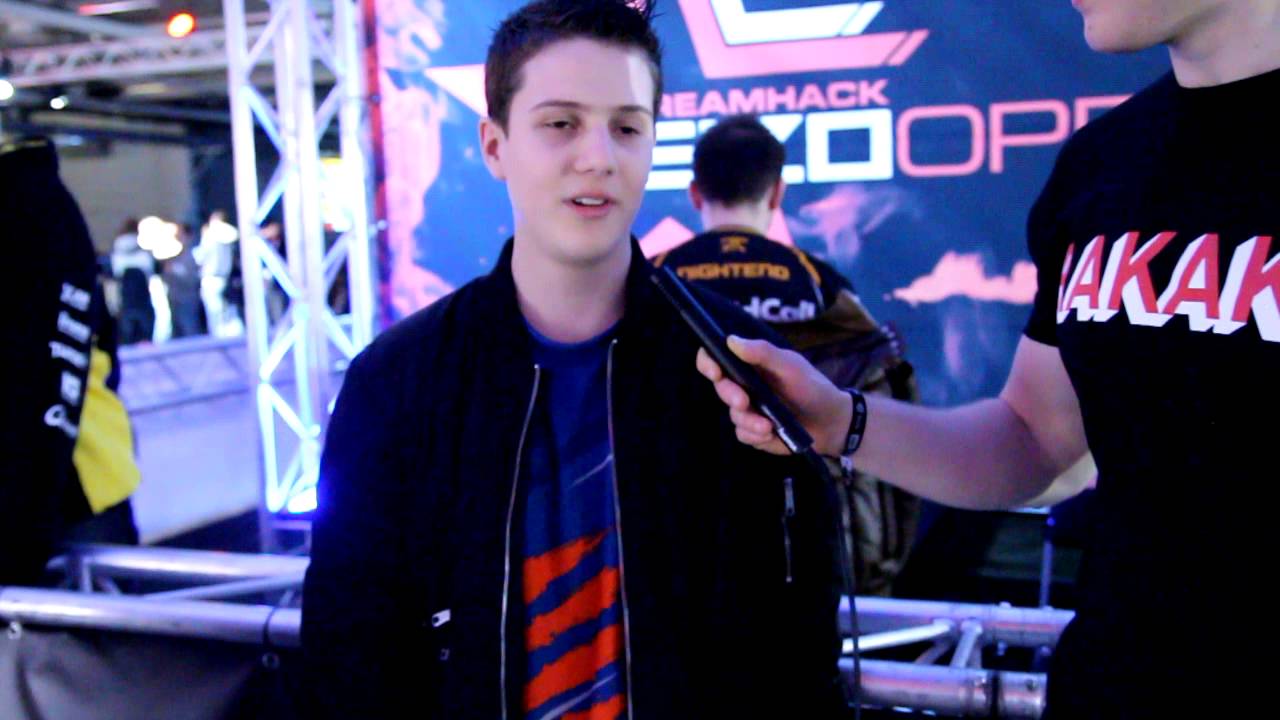 RAKAKA! DreamHack Winter 2012 Interview with Western Wolves Mini - YouTube