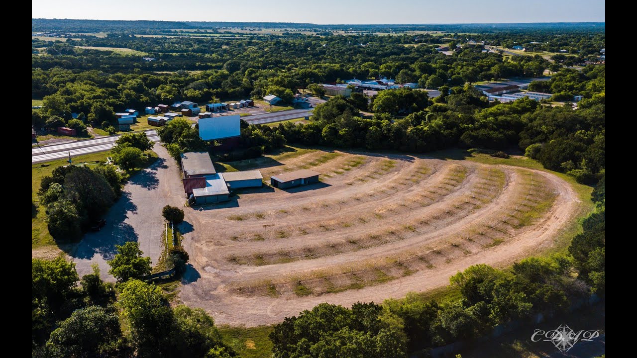 The last Drive-In picture show, located in Gatesville, Texas - YouTube