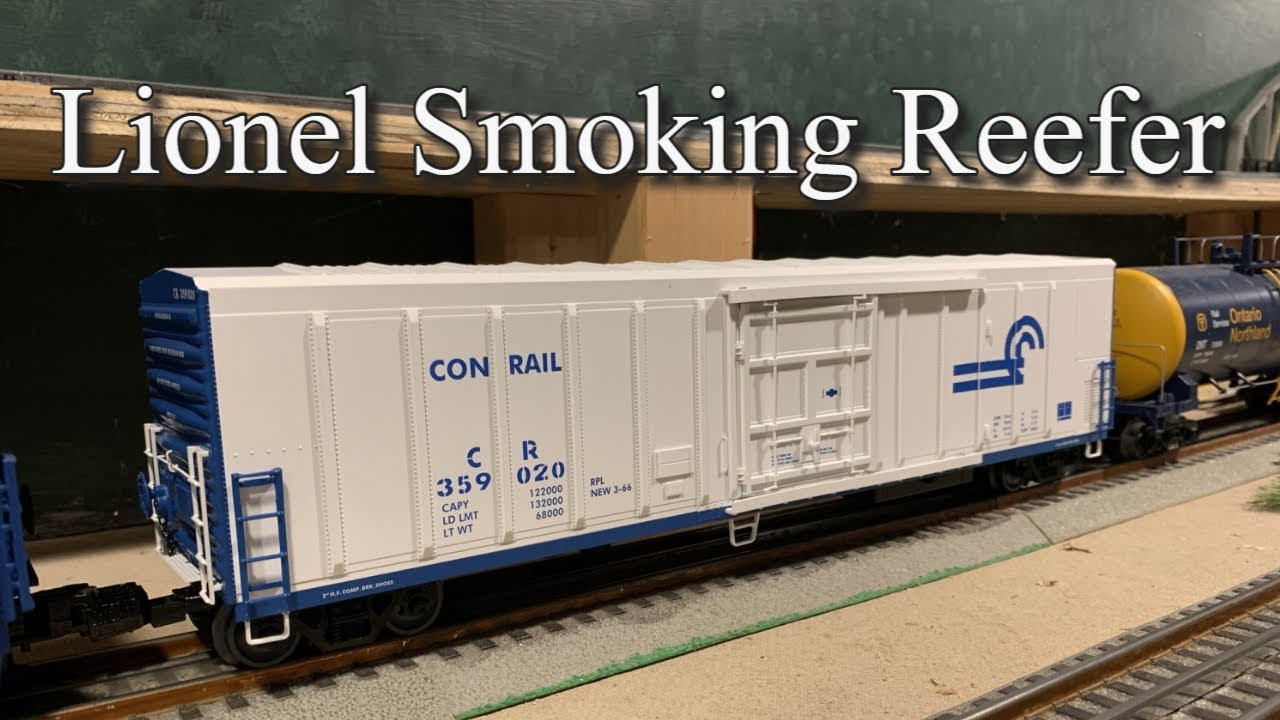JUST RELEASED: Lionel 57' Smoking Mechanical Reefer - YouTube
