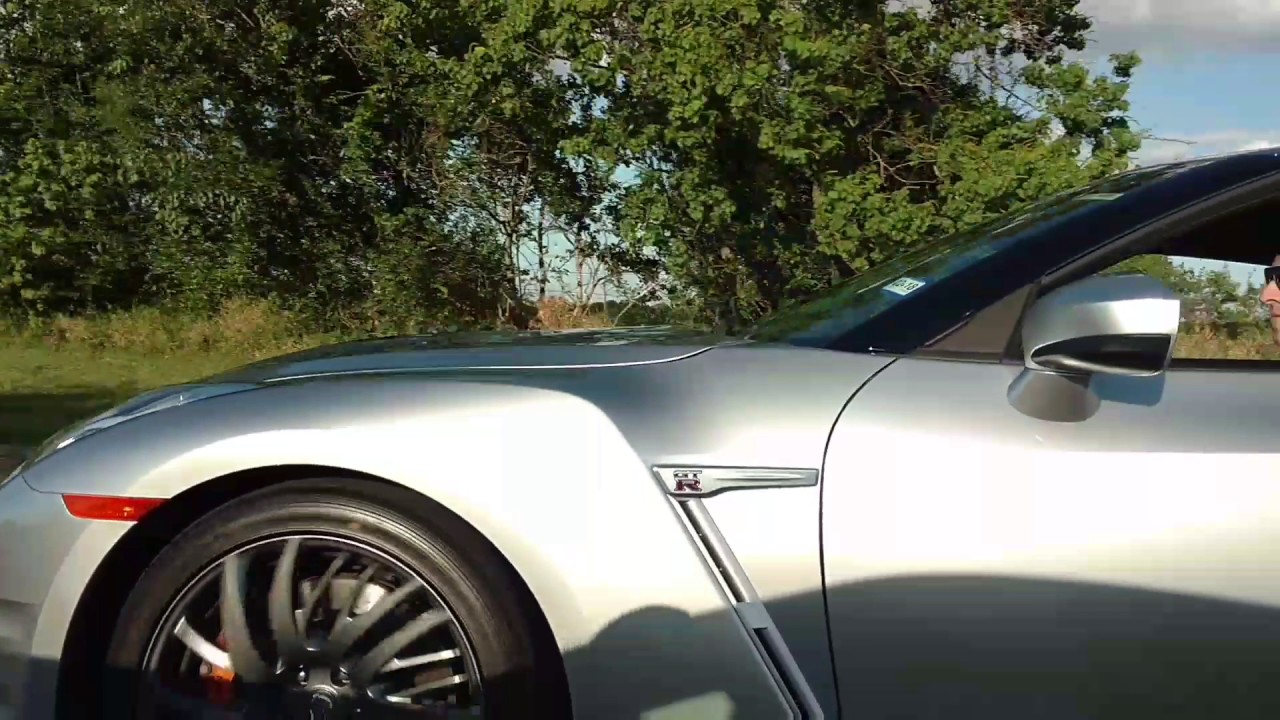 2014 C7 Corvette w/Z51 package vs 2016 GTR - YouTube