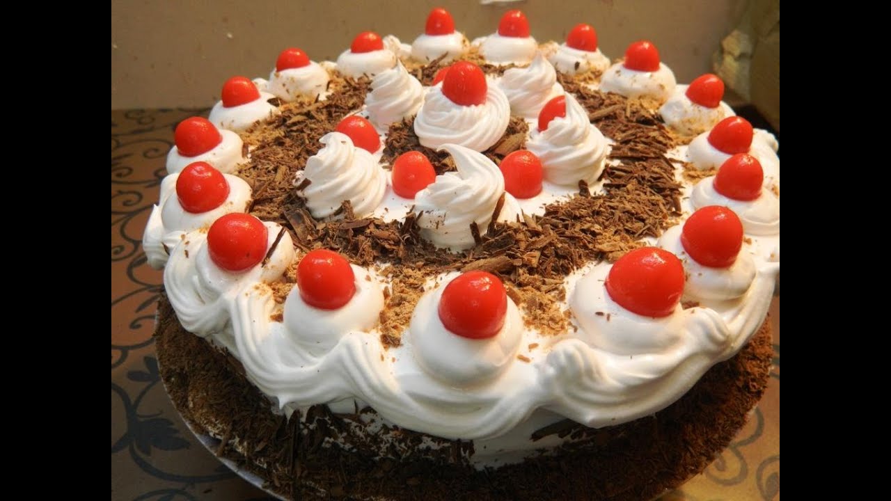 Black Forest Cake Decoration Easy and Quick by KHANA MANPASAND - YouTube