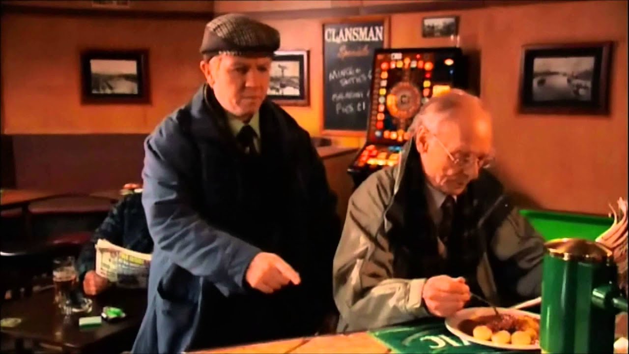 Still Game - Where's Ma Pint? - YouTube