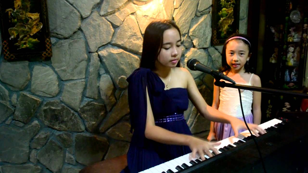 Clarity - Zedd ft. Foxes "live" cover by Isabel Iris,13 & Shekinah Sofia,7 - YouTube
