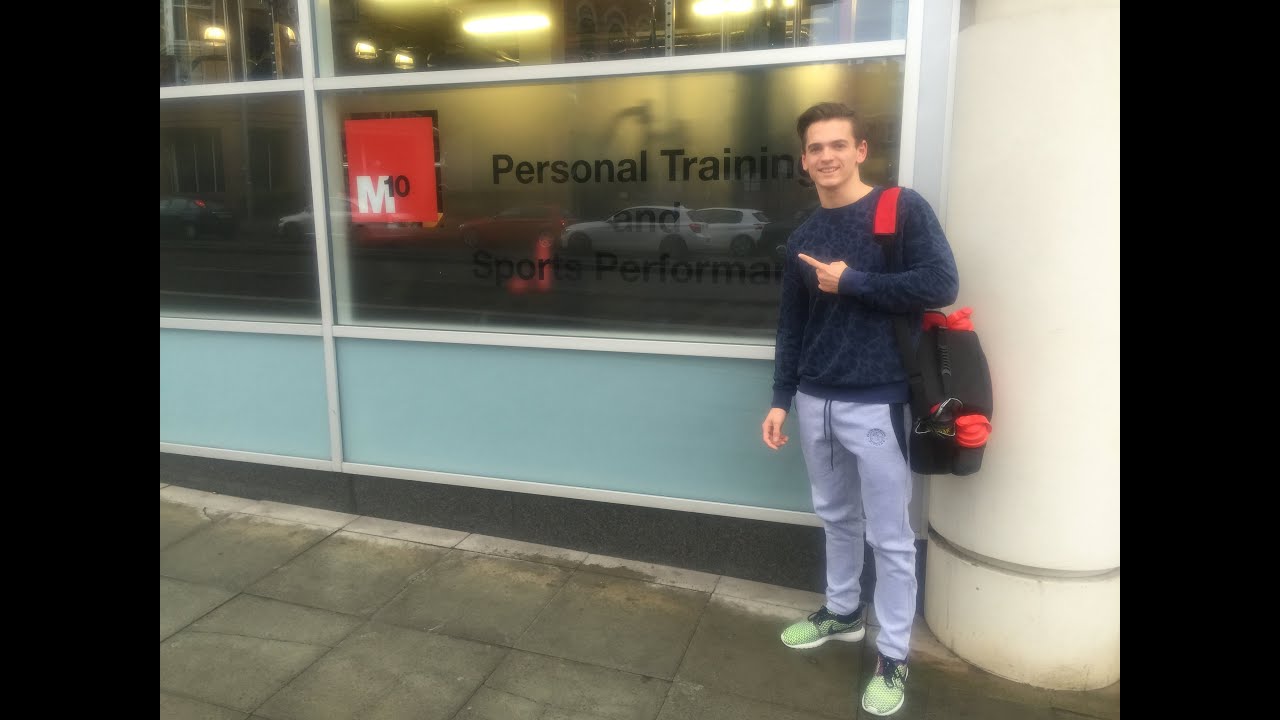 Mark Coles Physique Camp | M10 FITNESS | DITF - YouTube