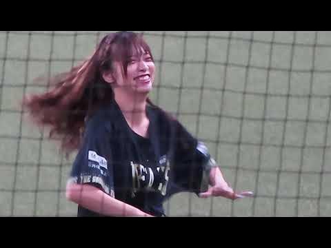 24/8/15 オリックスvs楽天 BsGravity 「SKY」 AYAKA - YouTube