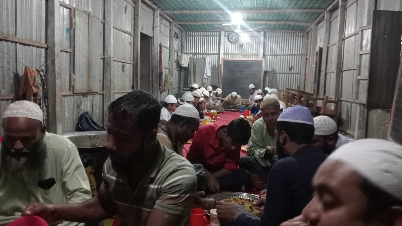 Asadul Sheikh is live! এলাঈী ফজলুল উলুম কারী মিয়া কওমি মাদ্রাসার ইফতার ...