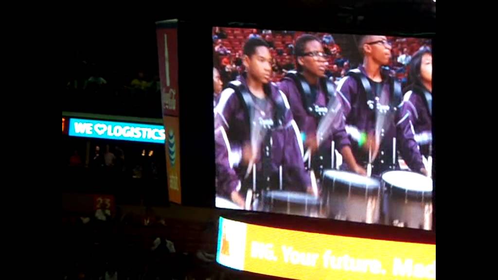 DMS (Decker Middle School) Drumline performance at UT - YouTube