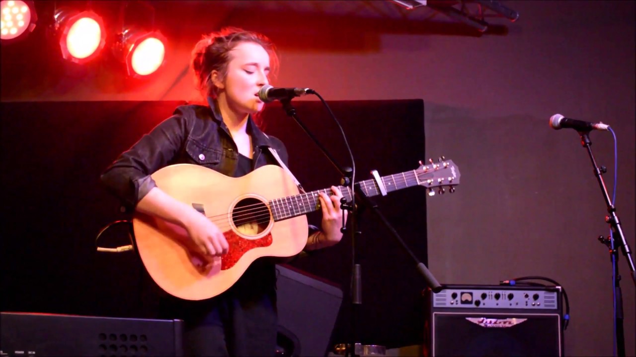 Zoe Graham @ The Glad Cafe 14th Jan 2017 - YouTube