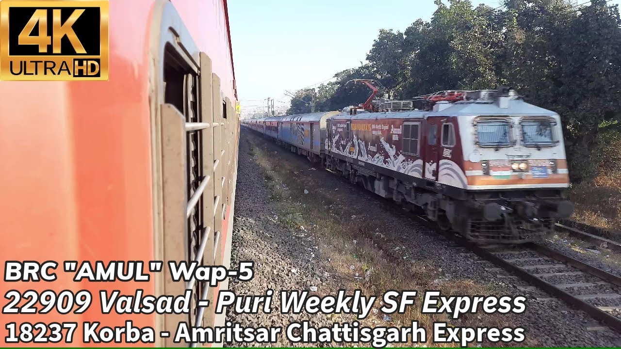 [4K] 22909 Valsad - Puri Weekly SF express Crossing 18237 Korba ...