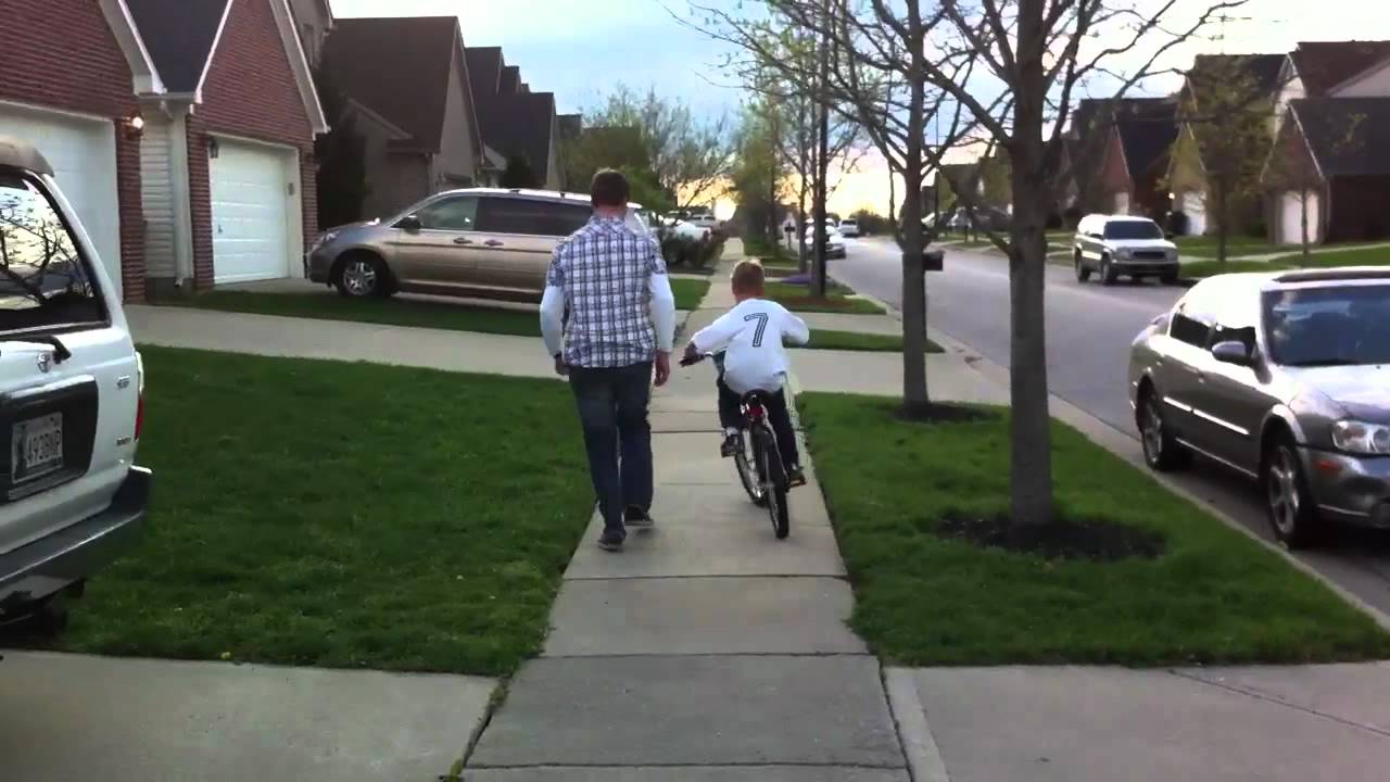 Josiah riding his bike - YouTube
