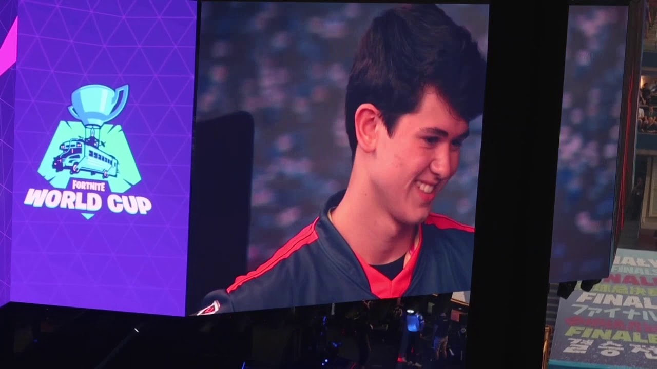 THE 16 YEAR OLD *Bugha* WINS $3,000,000!! 😱 Fortnite World Cup Vlog Day ...