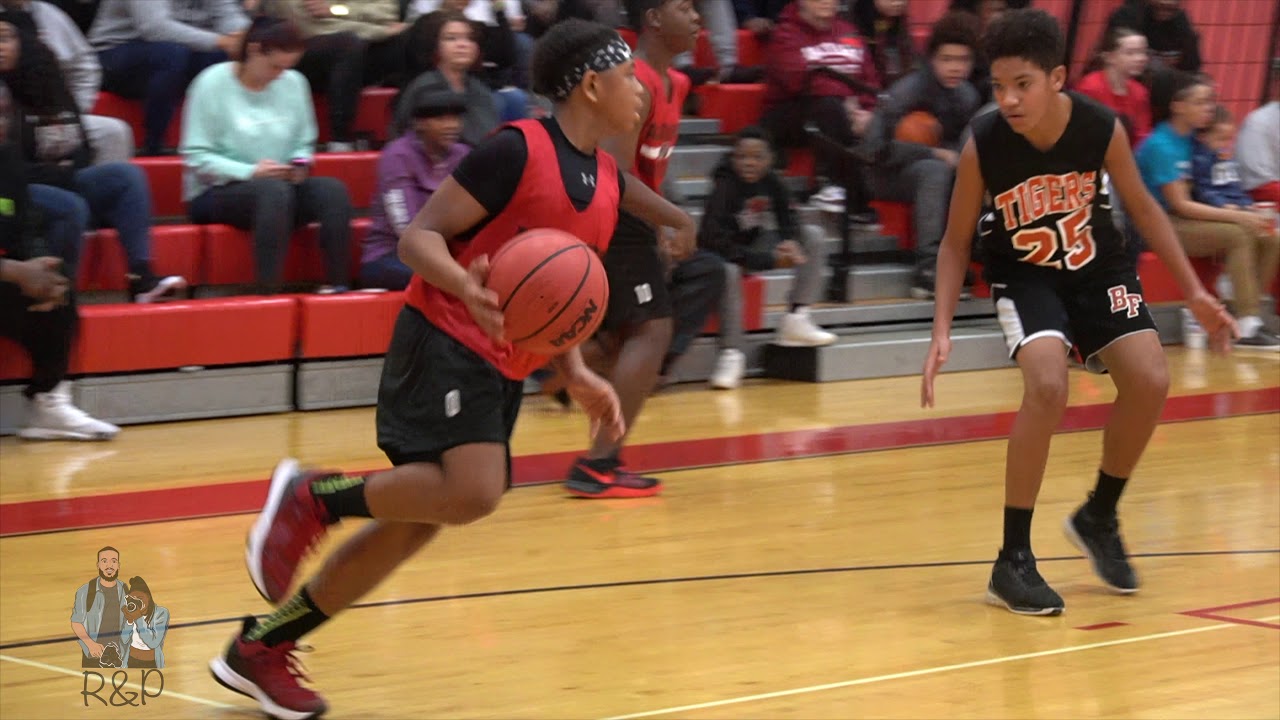 Aliquippa 8th Grade Basketball -SimxSantana -Trapwoodz Mix - YouTube