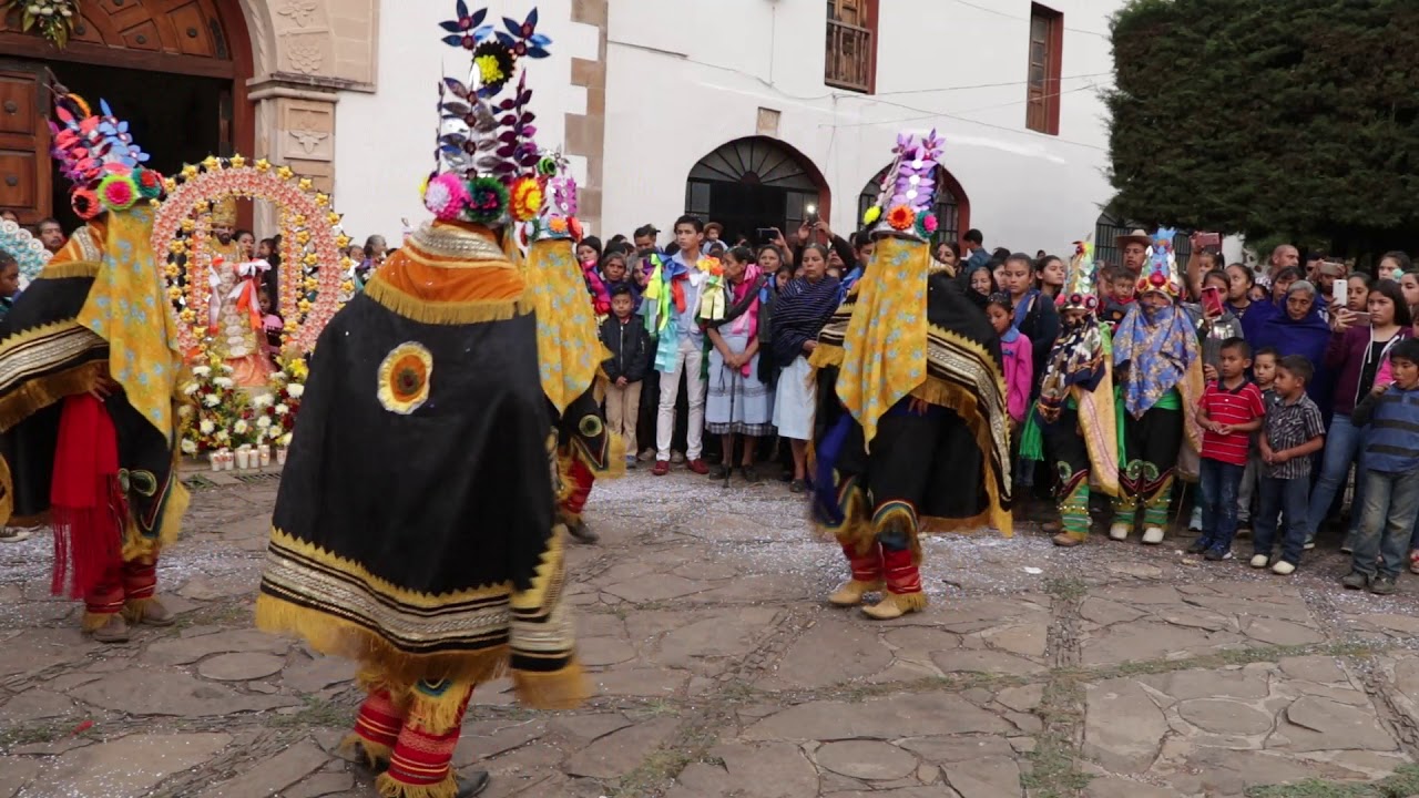 Danza de los moros, Fiesta a San Sanbuenaventura, Patamban, Michoacán ...