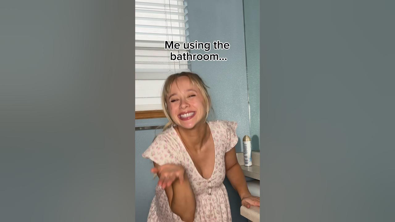 Me vs my bf using the bathroom - YouTube