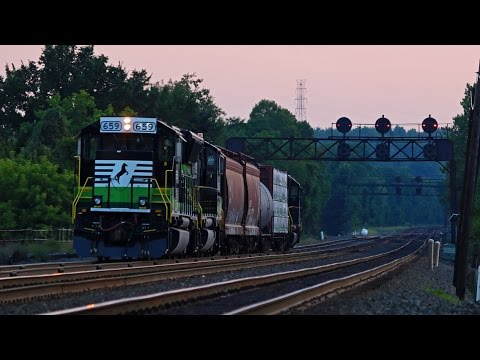 GP33ECO and RP-M4C Slug On NS C46 - Latrobe PA - YouTube